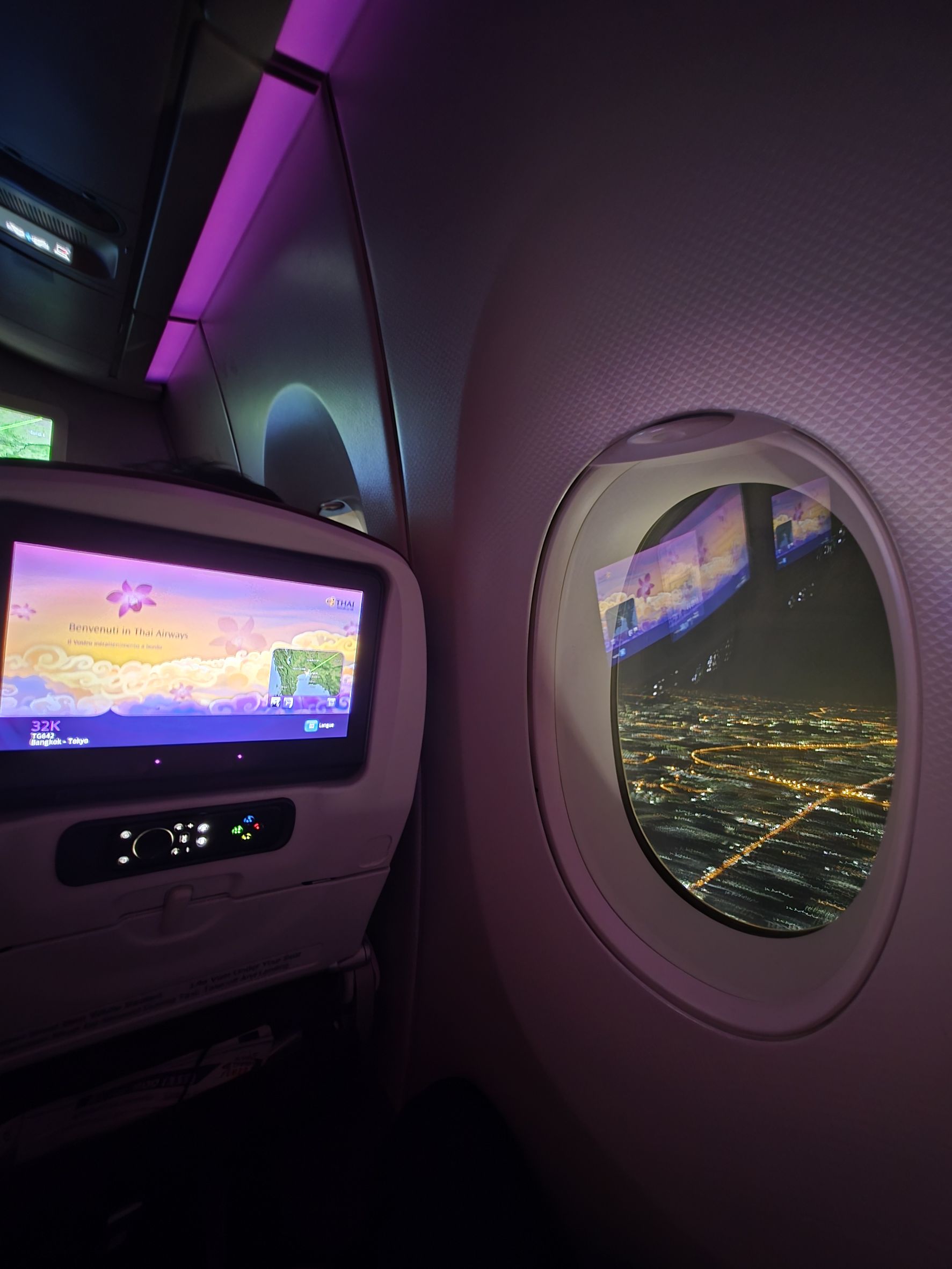 รีวิวการบินไทย TG642 และ TG677 เส้นทางกรุงเทพ-นาริตะ บินตรงสะดวกสบาย